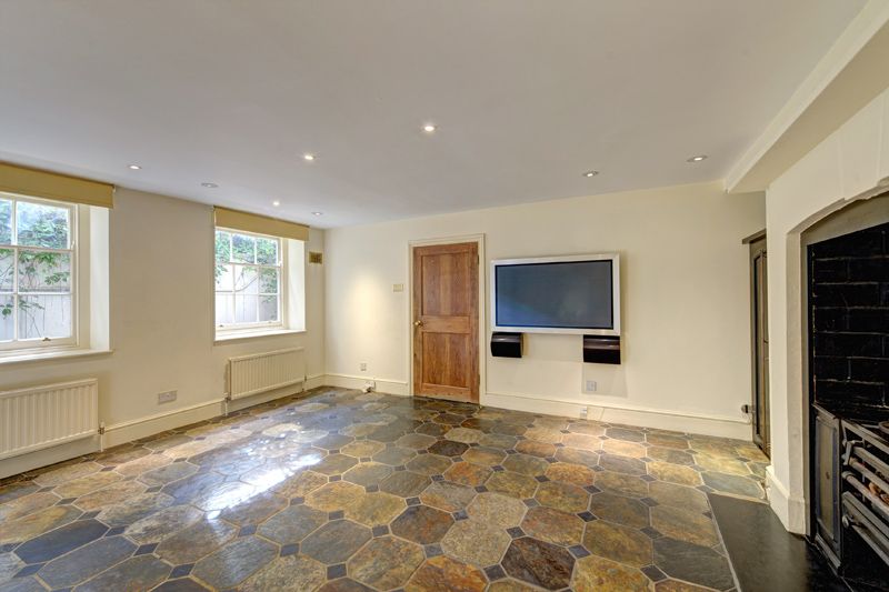 Elm Row, Hampstead NW3 | Amberden Estates | Estate Agents in Hampstead ...